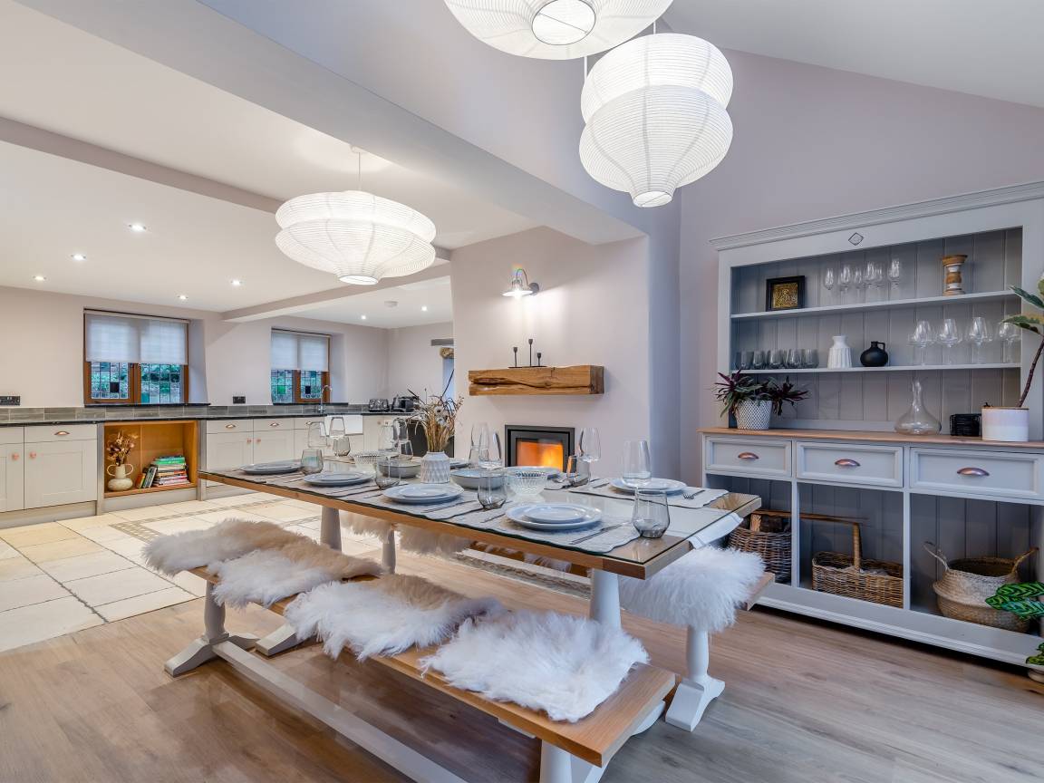 Cottage ∙ 4 Bedrooms ∙ 8 Guests - Wetherby