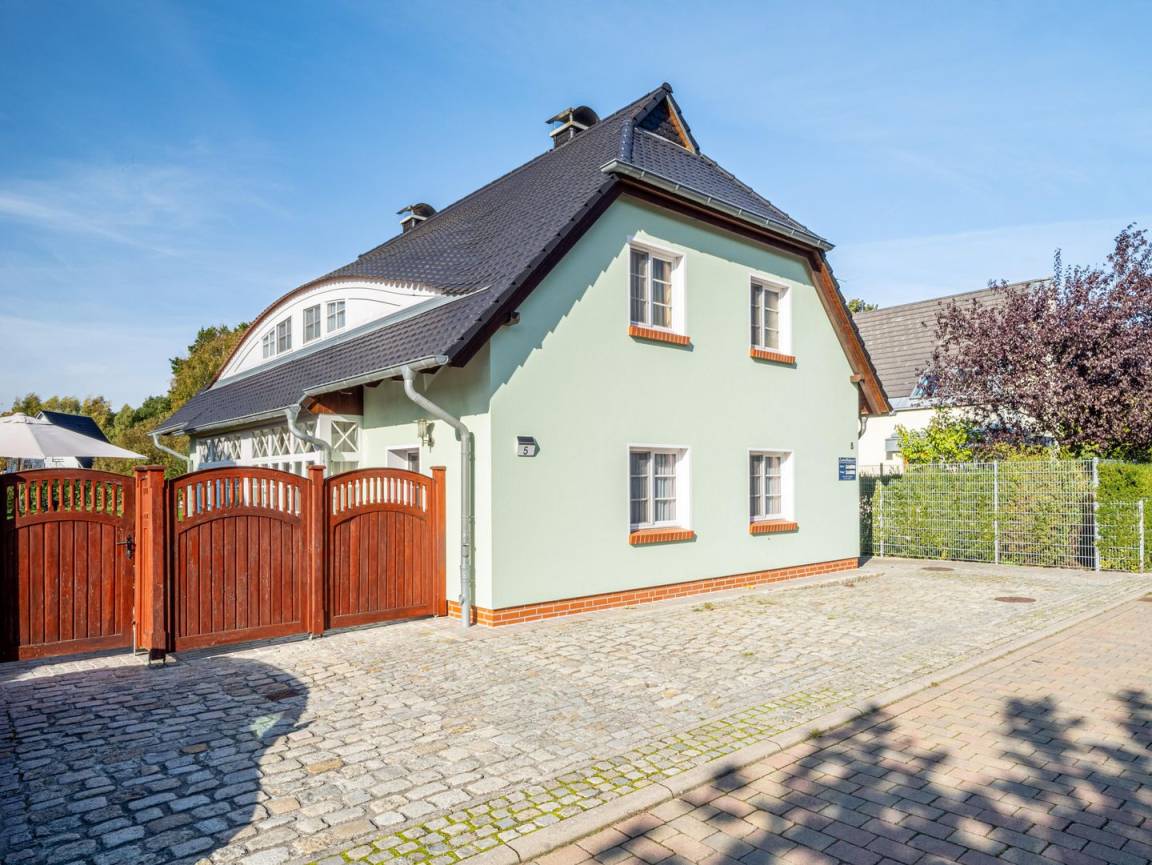 100 M² Ferienhaus ∙ 2 Schlafzimmer ∙ 4 Gäste - Zingst