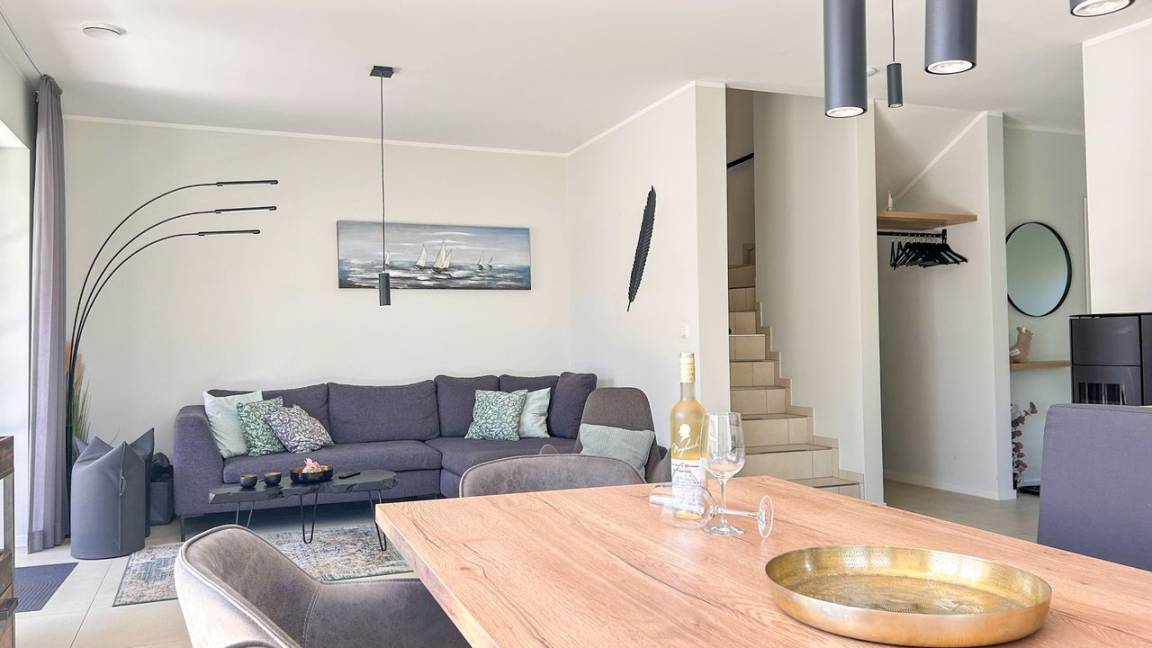 114 M² Ferienhaus ∙ 3 Schlafzimmer ∙ 5 Gäste - Carolinensiel