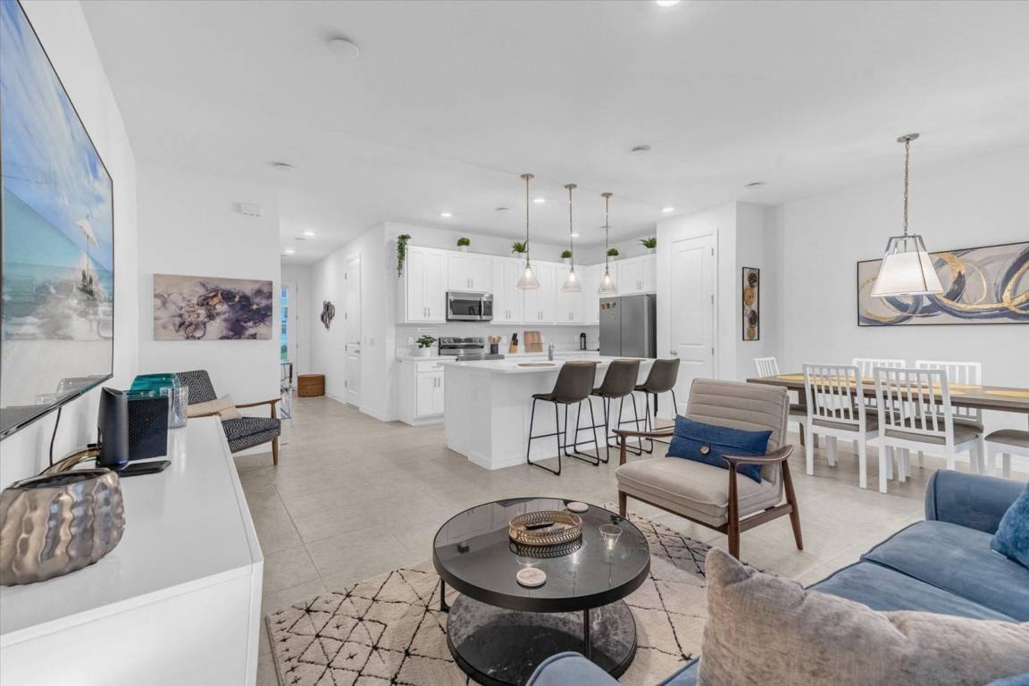 House ∙ 3 Bedrooms ∙ 6 Guests - Davenport, FL