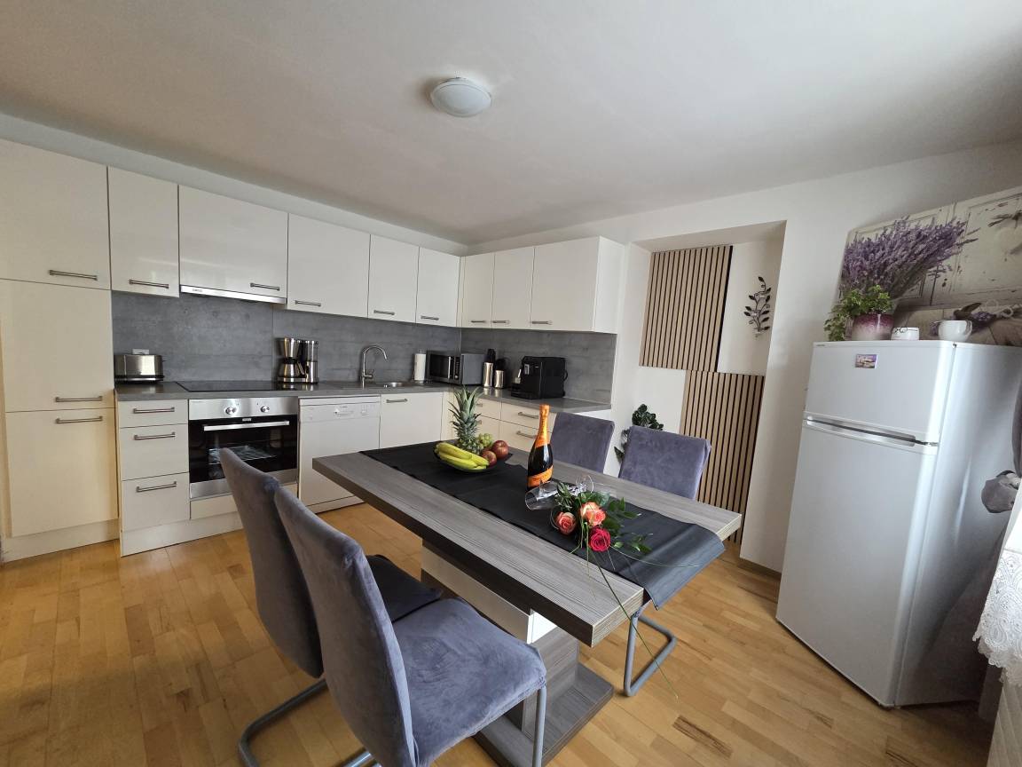 60 M² Ferienwohnung ∙ 2 Schlafzimmer ∙ 5 Gäste - Sautens