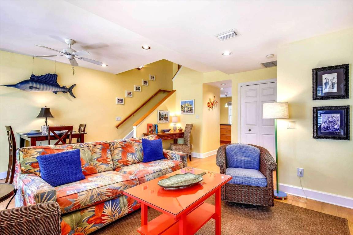 83 M² Apartment ∙ 3 Bedrooms ∙ 6 Guests - Key West, FL