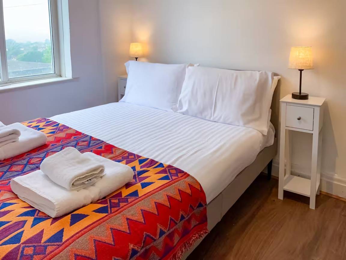20 M² Ferienwohnung ∙ 1 Schlafzimmer ∙ 2 Gäste - Glastonbury