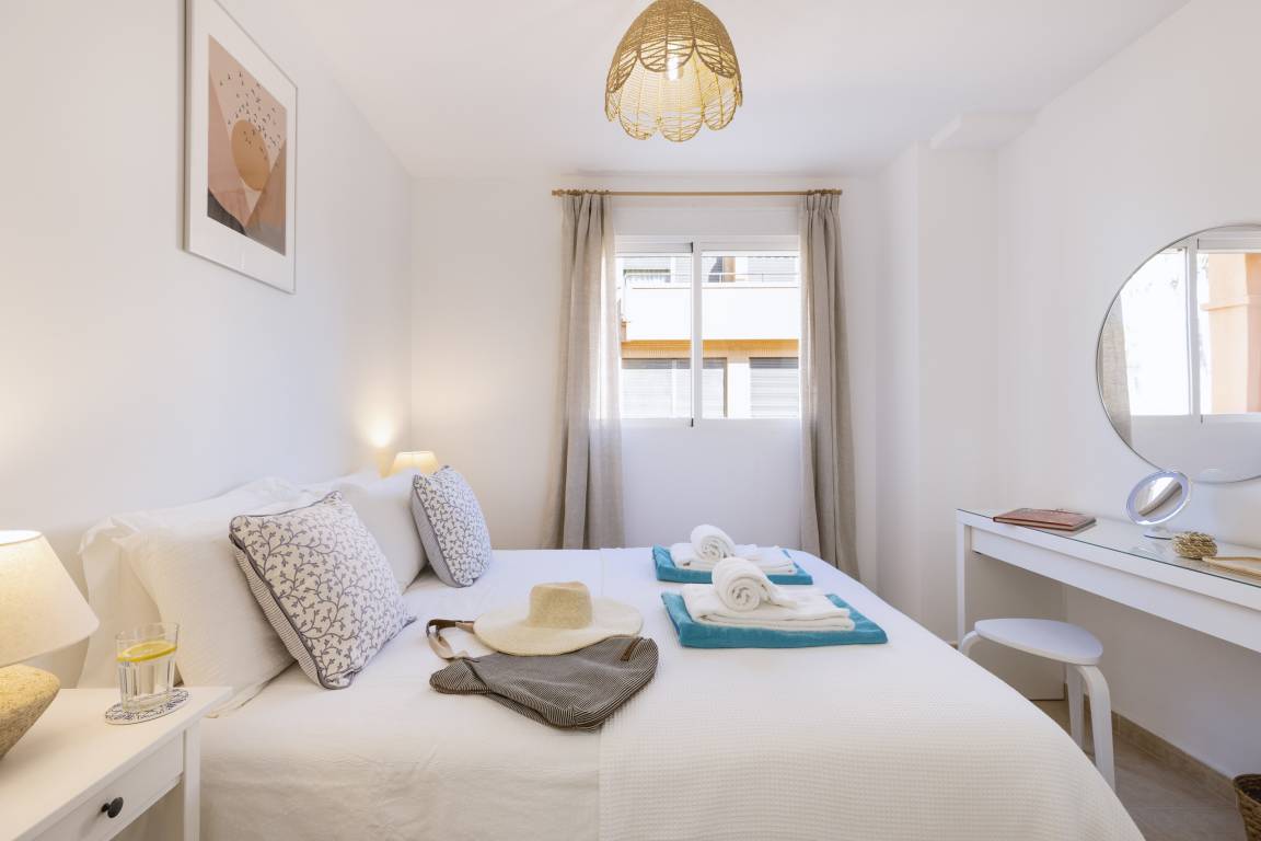 85 M² Apartamento ∙ 3 Habitaciones ∙ 6 Huéspedes - Jávea