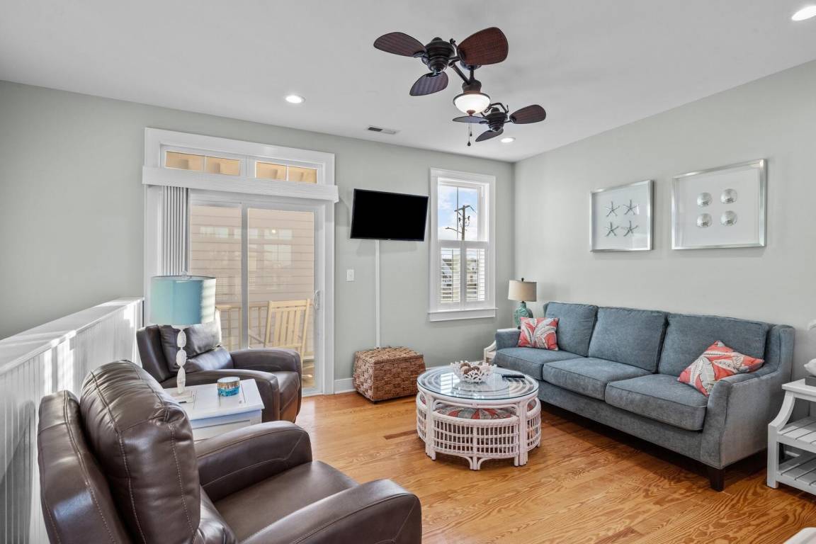 House ∙ 3 Bedrooms ∙ 8 Guests - Atlantic Beach, NC