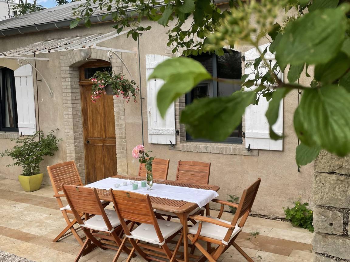 80 M² Landhaus ∙ 3 Schlafzimmer ∙ 6 Gäste - Dijon