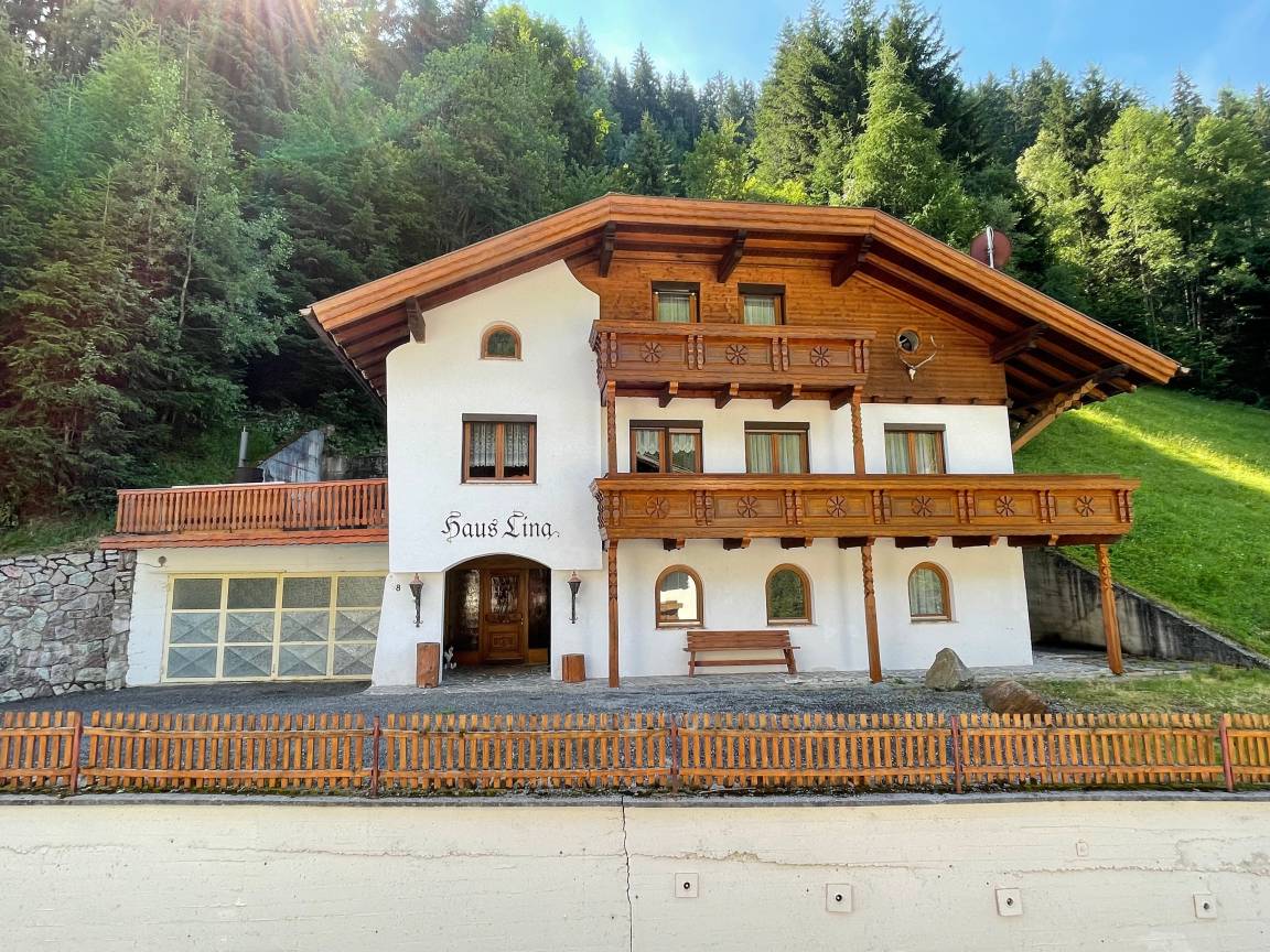 250 M² Maison De Vacances ∙ 7 Chambres ∙ 15 Personnes - Samnaun