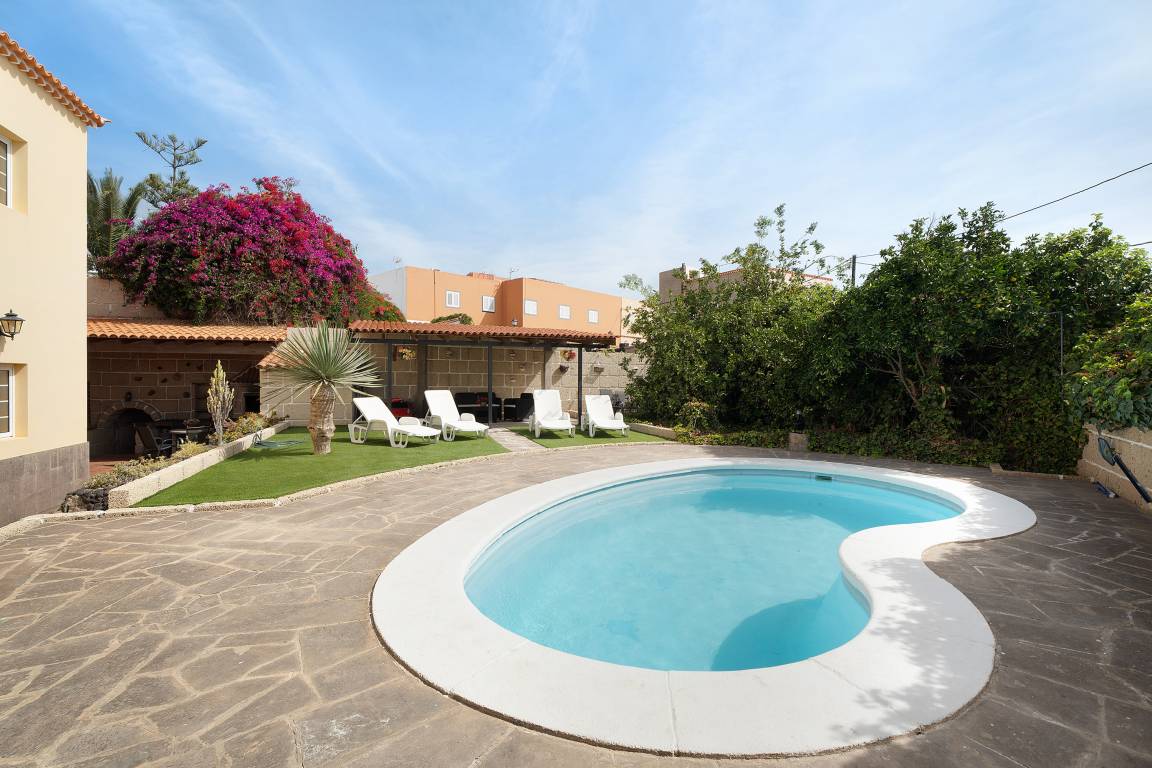 100 M² House ∙ 3 Bedrooms ∙ 6 Guests - Los Cristianos