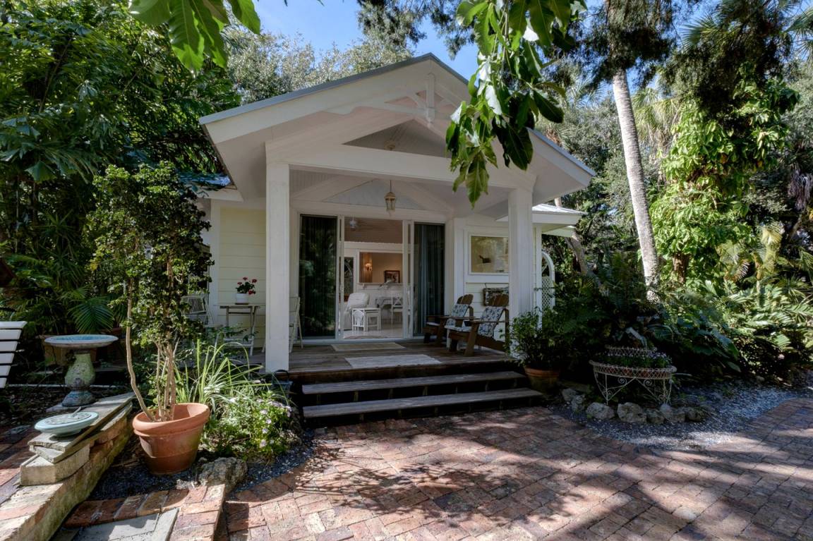 House ∙ 1 Bedroom ∙ 2 Guests - Siesta Key, FL