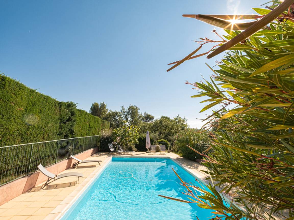200 M² Ferienhaus ∙ 4 Schlafzimmer ∙ 8 Gäste - Bonnieux