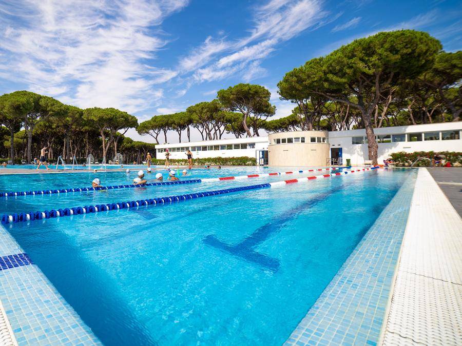 25 M² Asuntovaunu ∙ 2 Makuuhuonetta ∙ 4 Vierasta - Latium