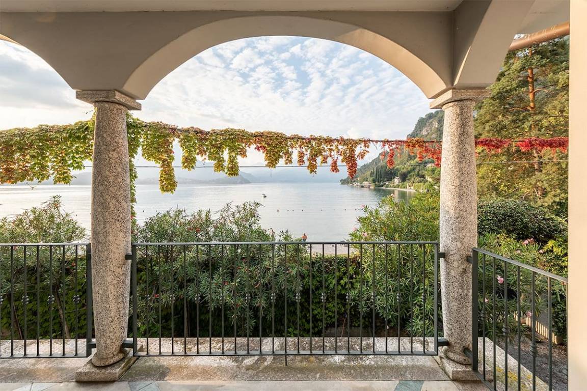 250 M² Villa ∙ 4 Chambres ∙ 8 Personnes - Bellano