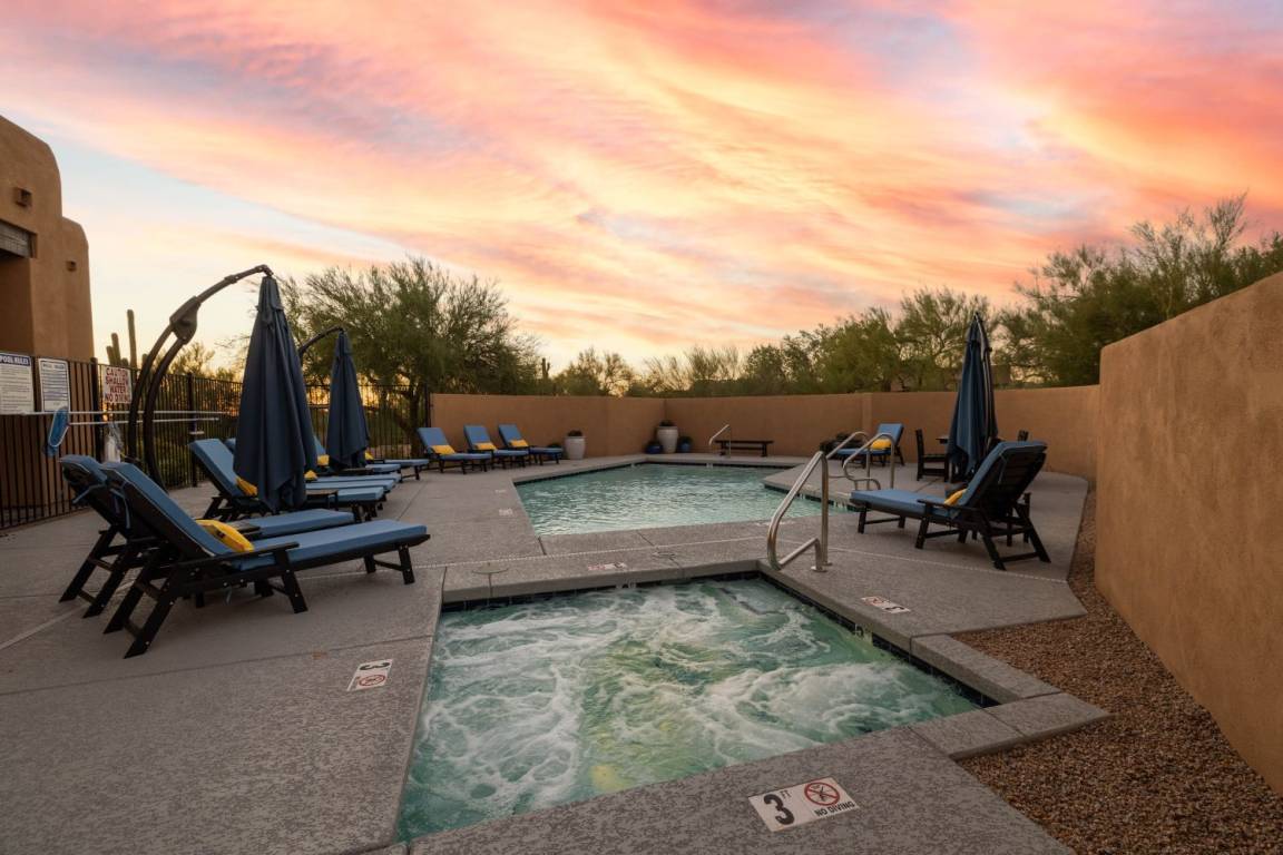 465 M² House ∙ 6 Bedrooms ∙ 20 Guests - Scottsdale, AZ