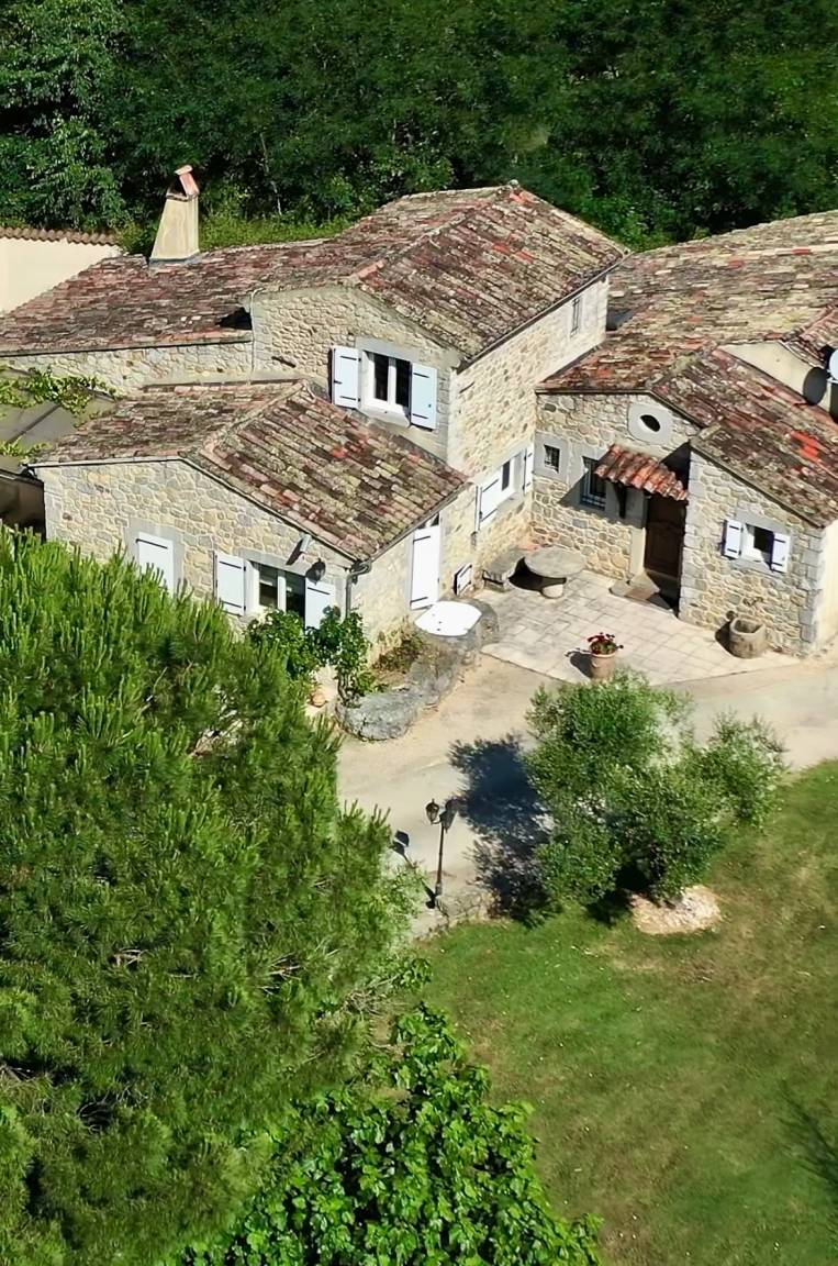 150 M² Maison De Vacances ∙ 3 Chambres ∙ 6 Personnes - Ruoms