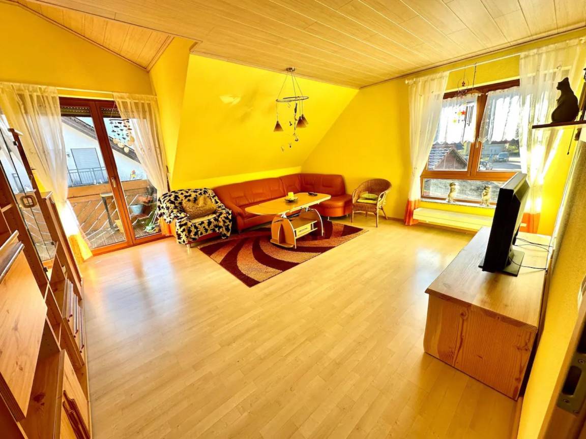 85 M² Ferienwohnung ∙ 2 Schlafzimmer ∙ 4 Gäste - Oppenau