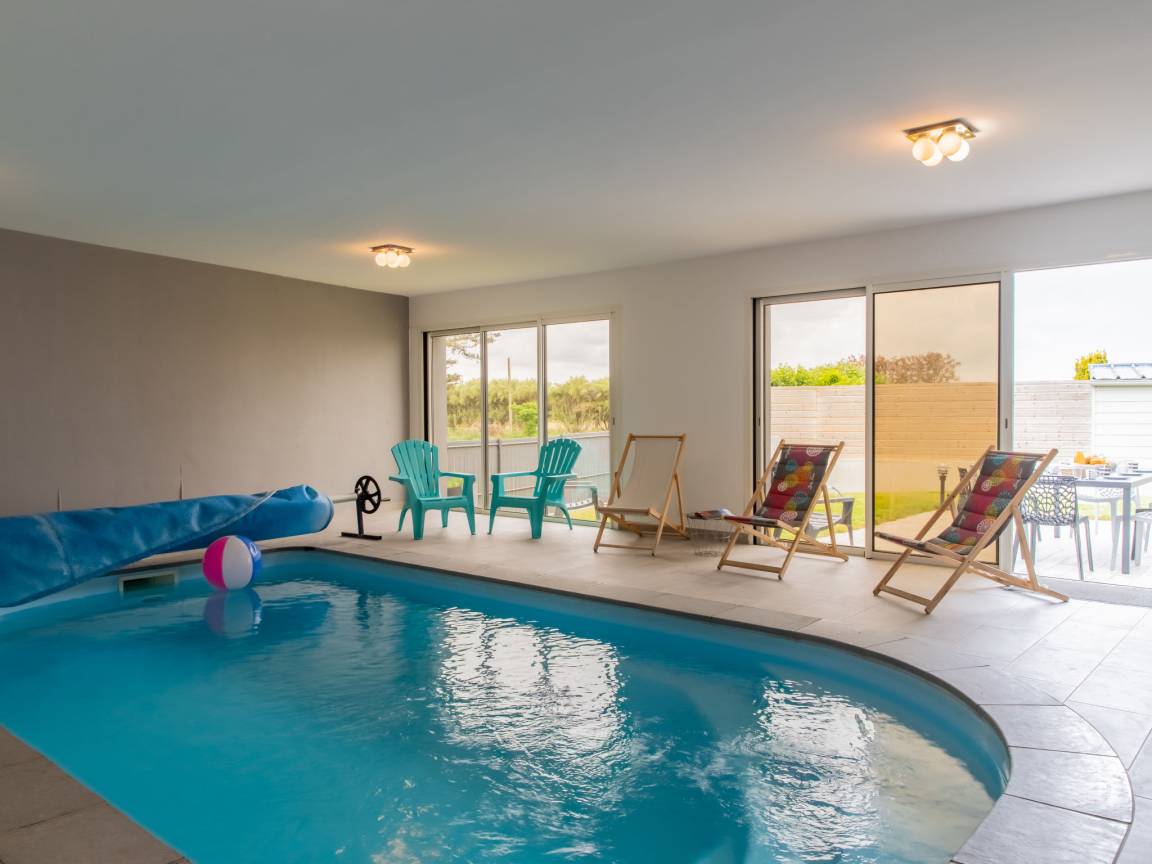 150 M² Maison De Vacances ∙ 4 Chambres ∙ 8 Personnes - Santec