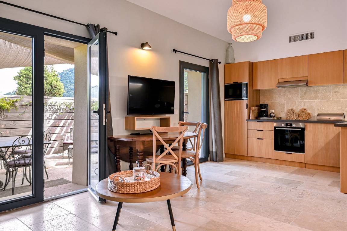 90 M² Apartamento ∙ 3 Habitaciones ∙ 6 Huéspedes - Aubagne