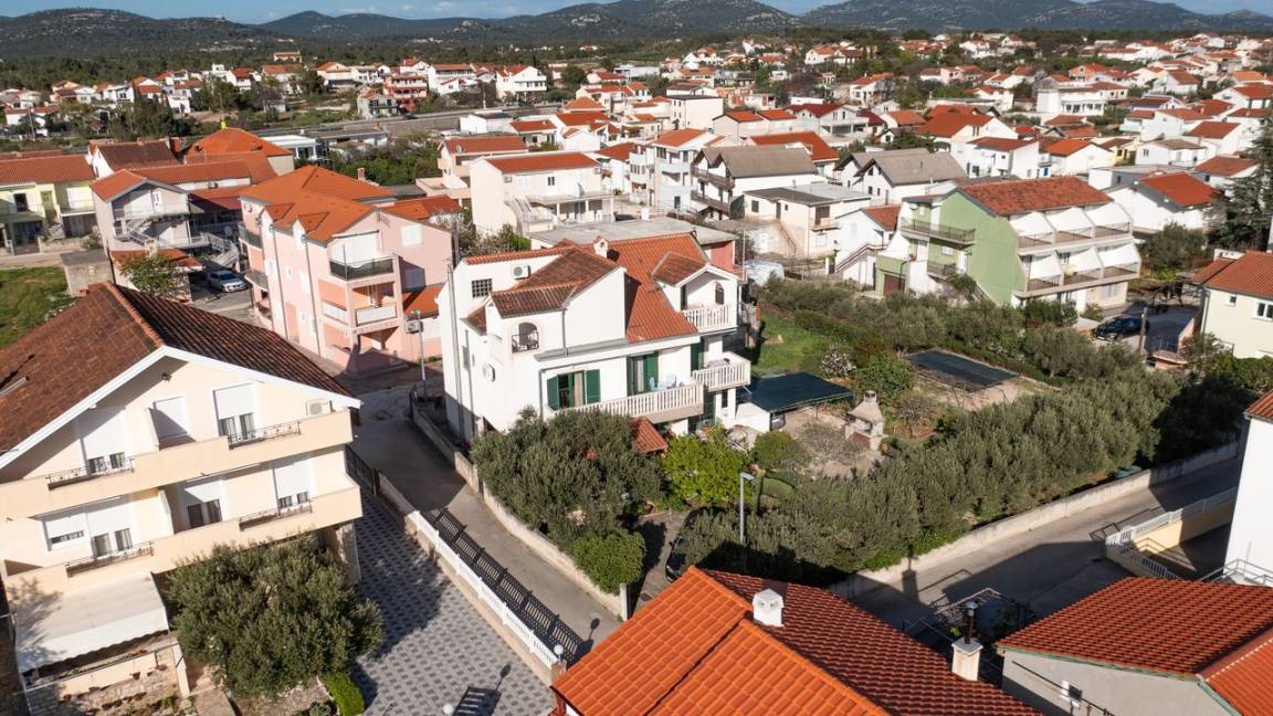 42 M² Ferienwohnung ∙ 2 Schlafzimmer ∙ 6 Gäste - Murter