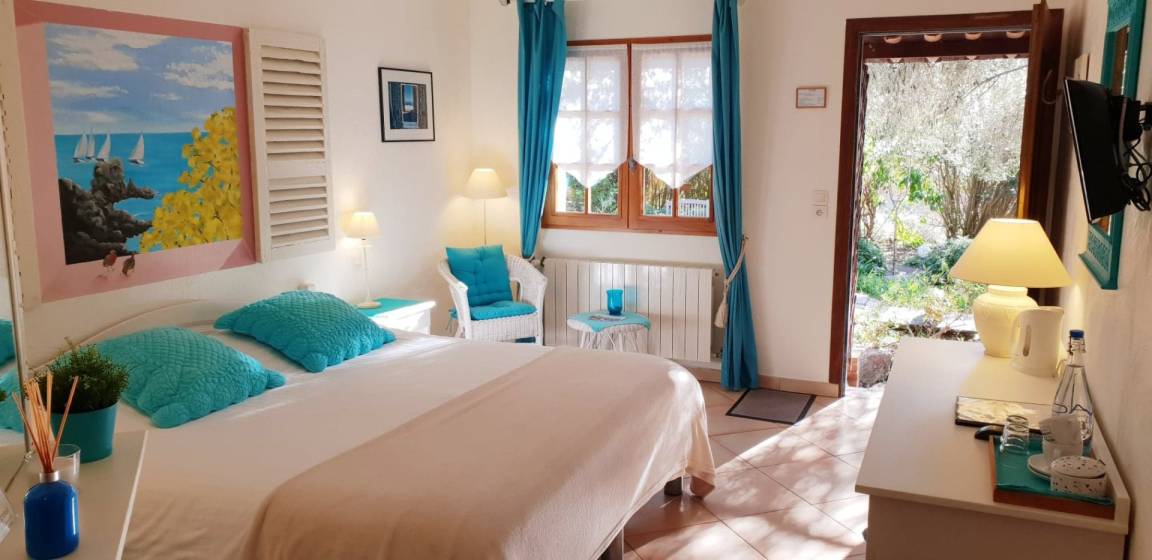 25 M² Chambre D'hôtes ∙ 1 Chambre ∙ 2 Personnes - Valbonne