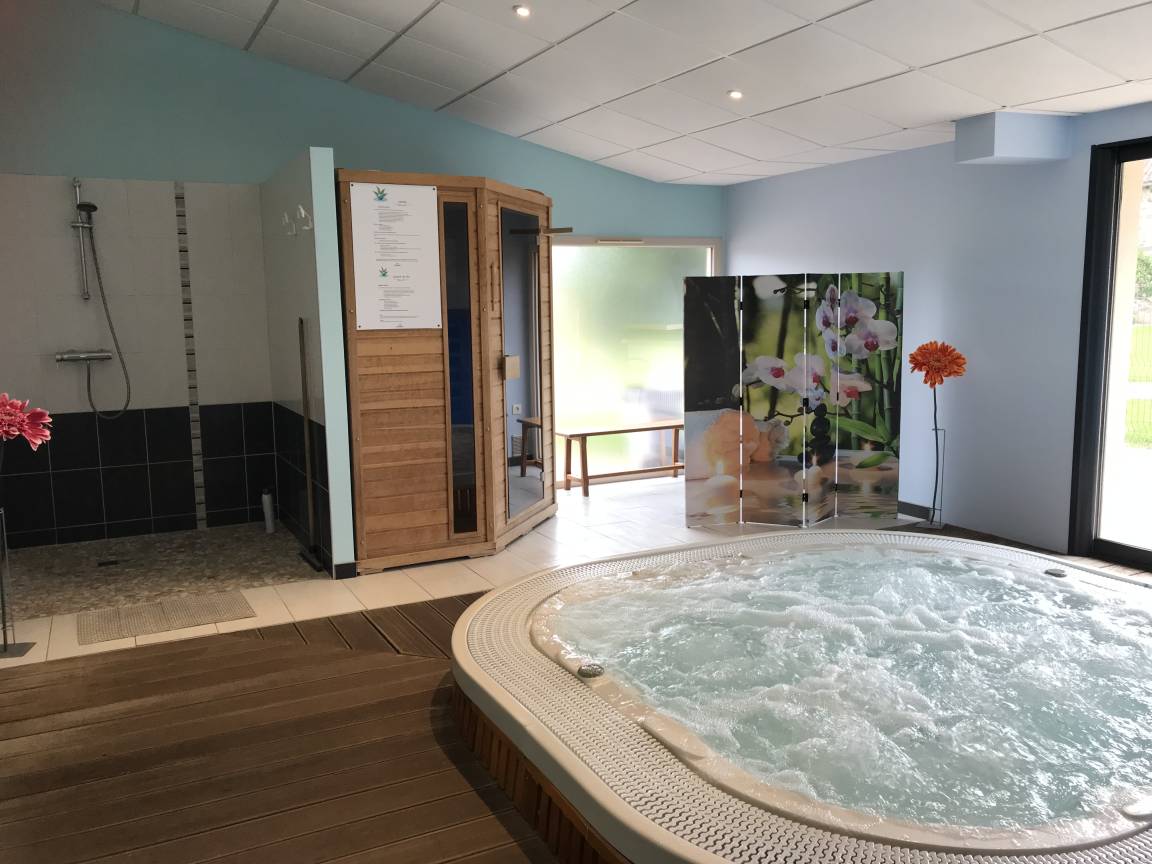 250 M² Gîte ∙ 6 Chambres ∙ 15 Personnes - Nouvelle-Aquitaine