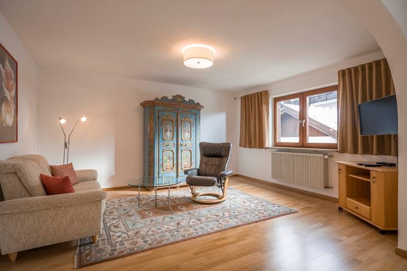 80 M² Ferienwohnung ∙ 2 Schlafzimmer ∙ 3 Gäste - Kiefersfelden