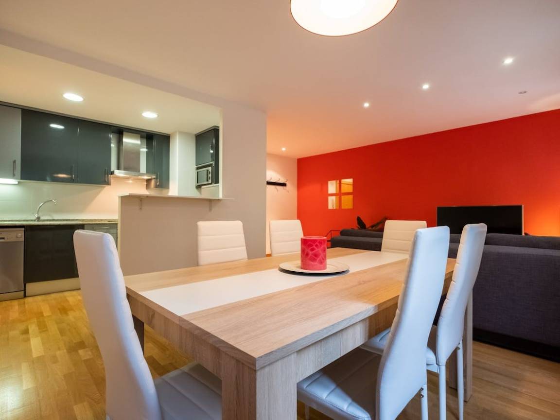 63 M² Apartamento ∙ 2 Habitaciones ∙ 4 Huéspedes - Universidad Autónoma de Barcelona (UAB)