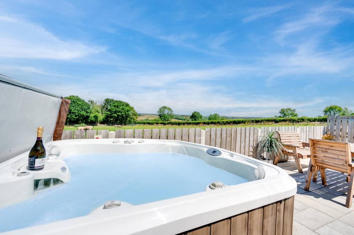 Cottage ∙ 3 Bedrooms ∙ 6 Guests - Aberaeron