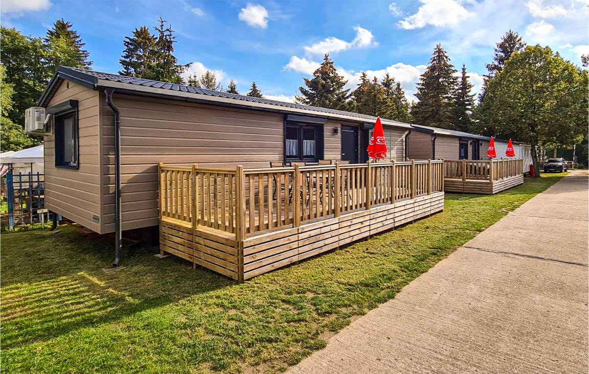 48 M² Camping-unterkunft ∙ 2 Schlafzimmer ∙ 4 Gäste - Dobbertin