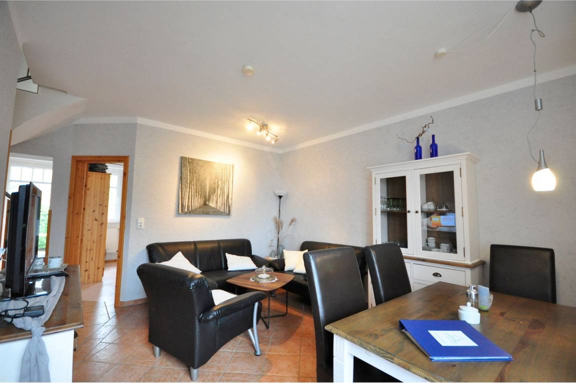 80 M² Ferienhaus ∙ 3 Schlafzimmer ∙ 5 Gäste - Neuharlingersiel