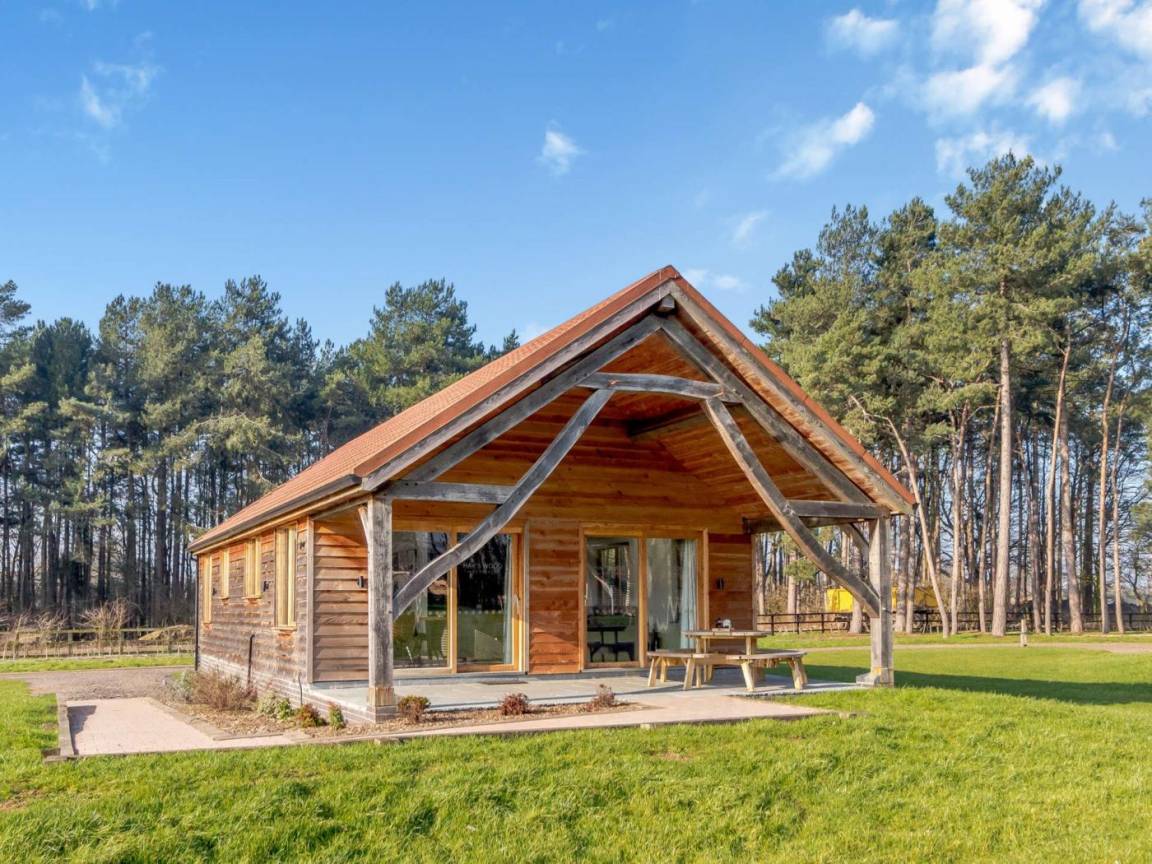 Albergue ∙ 2 Habitaciones ∙ 4 Huéspedes - Norfolk