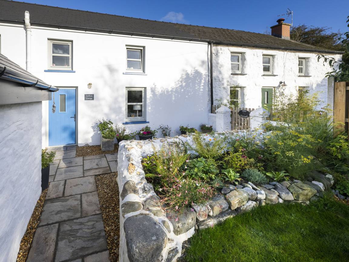 Cottage ∙ 4 Bedrooms ∙ 8 Guests - Aberporth