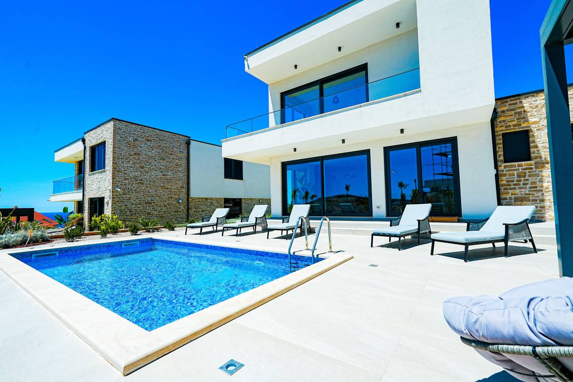 229 M² Villa ∙ 4 Schlafzimmer ∙ 9 Gäste - Primošten