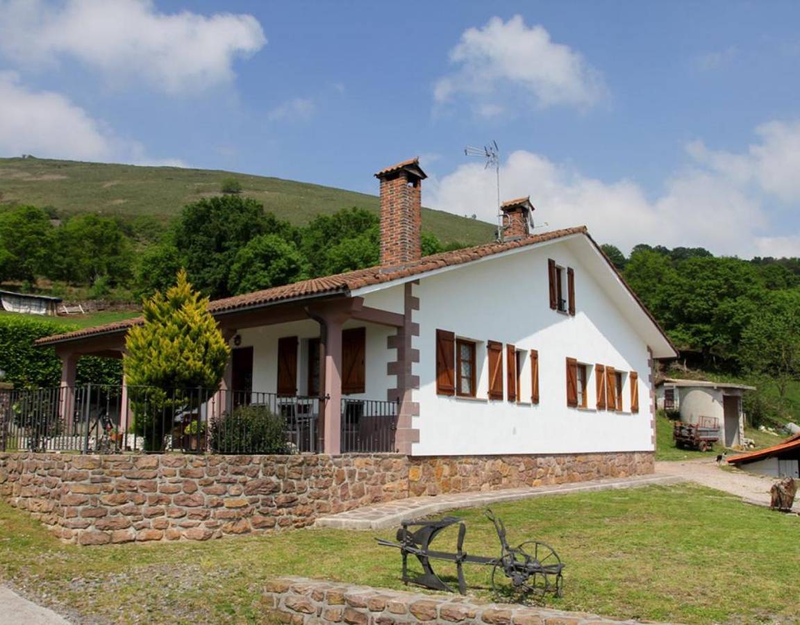 140 M² Casa ∙ 3 Habitaciones ∙ 6 Huéspedes - Saint-Étienne-de-Baïgorry