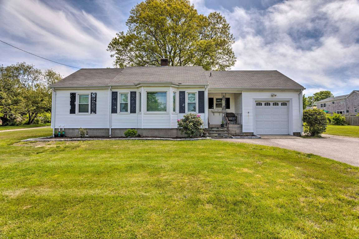 97 M² House ∙ 3 Bedrooms ∙ 6 Guests - Newport, RI