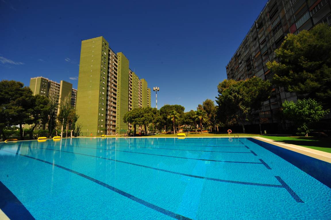 80 M² Apartamento ∙ 3 Habitaciones ∙ 8 Huéspedes - Castellón de la Plana