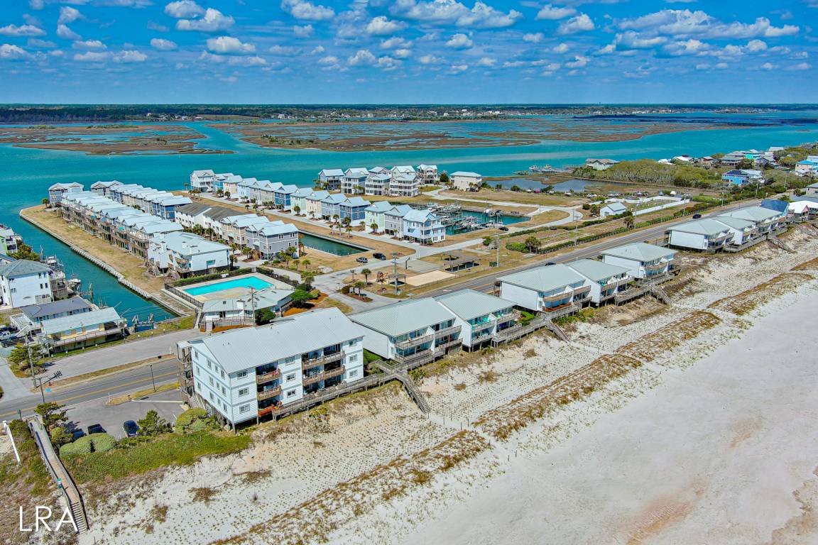 99 M² Condo ∙ 2 Bedrooms ∙ 4 Guests - Topsail Beach, NC