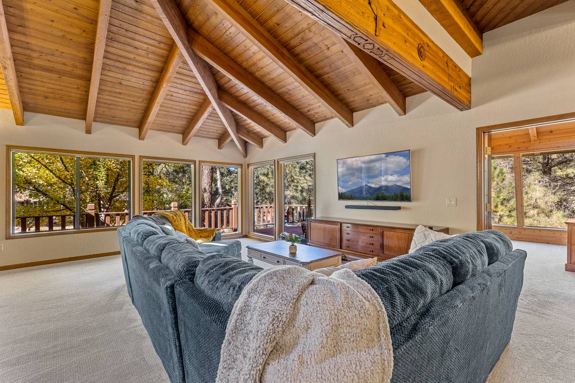 279 M² Cabin ∙ 4 Bedrooms ∙ 13 Guests - Flagstaff, AZ