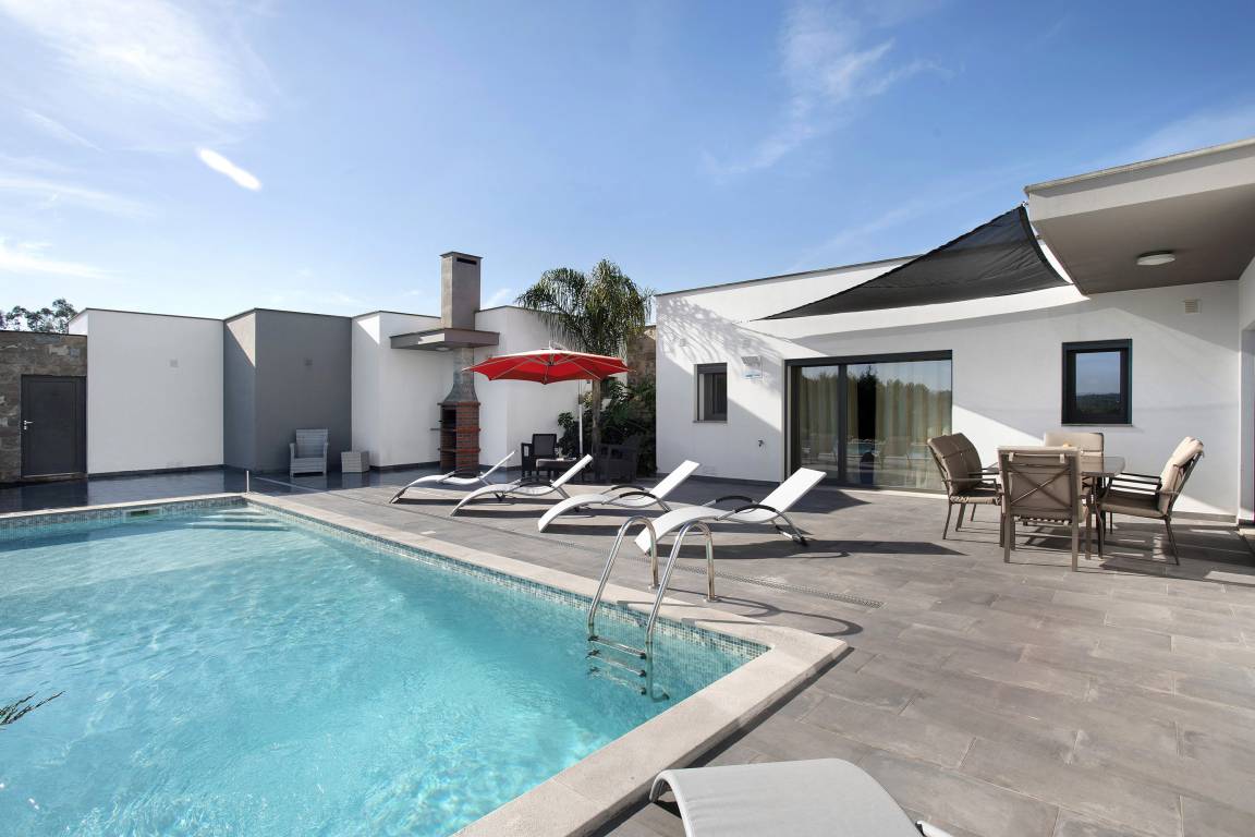 164 M² Villa ∙ 3 Bedrooms ∙ 6 Guests - São Martinho do Porto