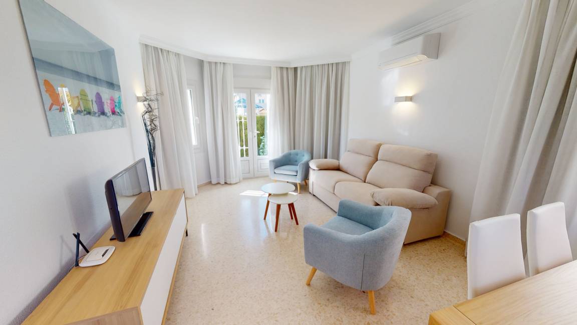 85 M² Bungalow ∙ 3 Habitaciones ∙ 7 Huéspedes - Gandía