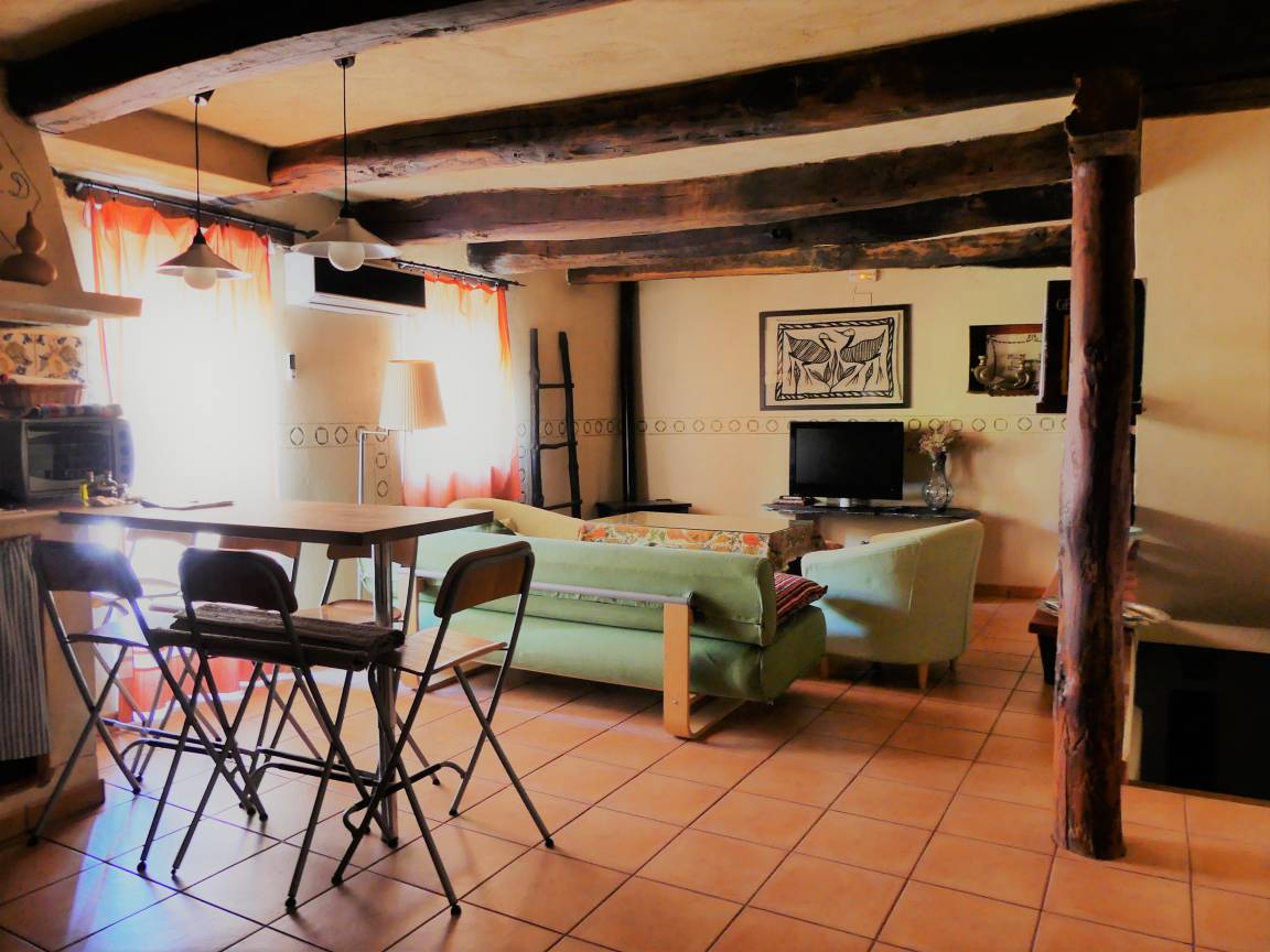 90 M² Casa ∙ 2 Habitaciones ∙ 8 Huéspedes - Robledillo de Gata