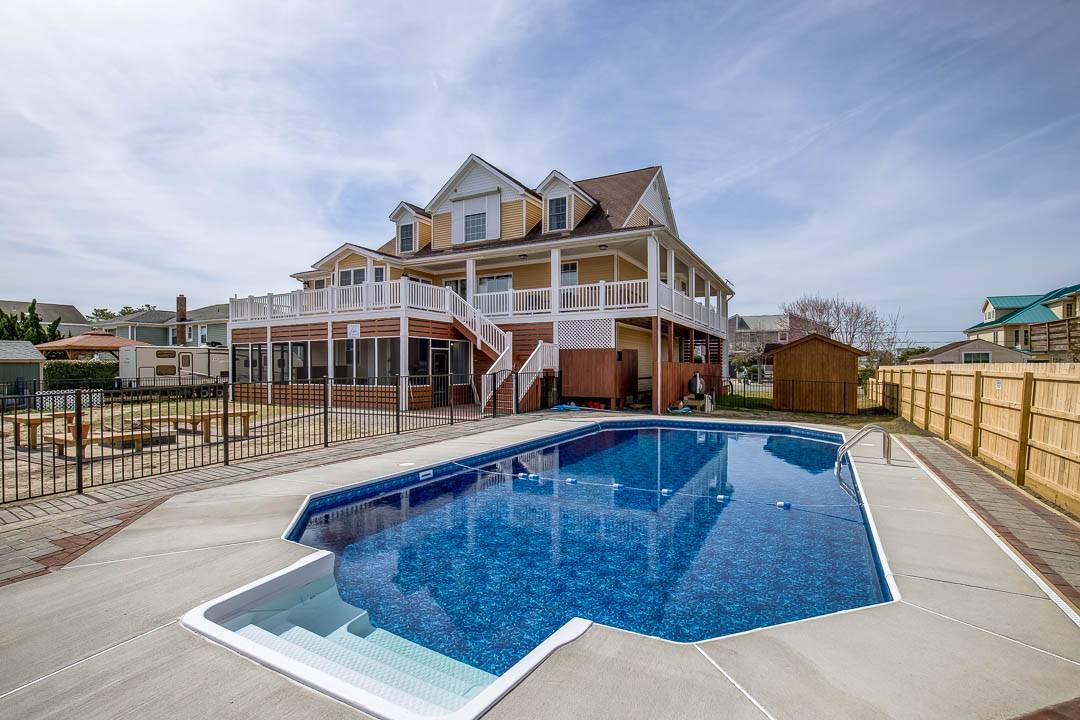 House ∙ 7 Bedrooms ∙ 20 Guests - Virginia Beach, VA