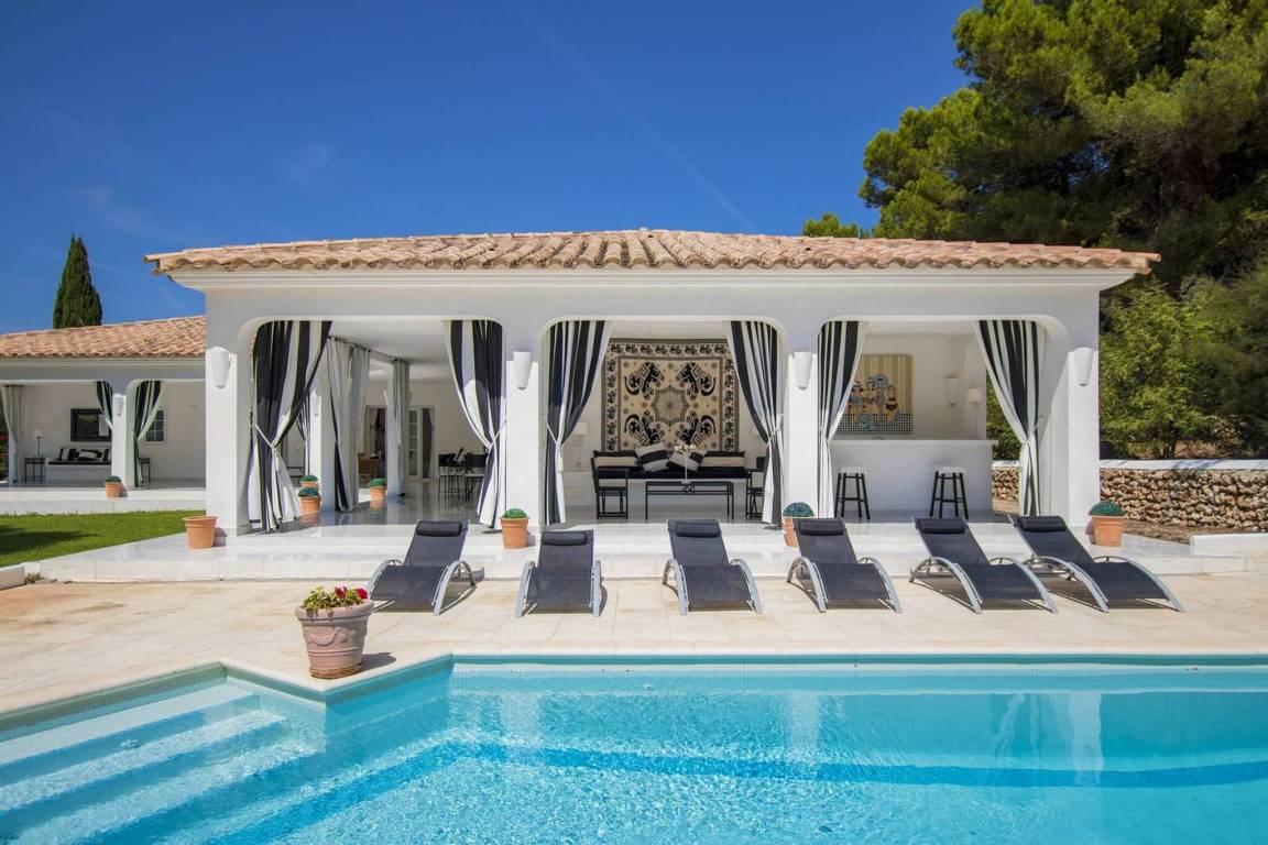 400 M² Huis ∙ 5 Slaapkamers ∙ 15 Gasten - Minorca