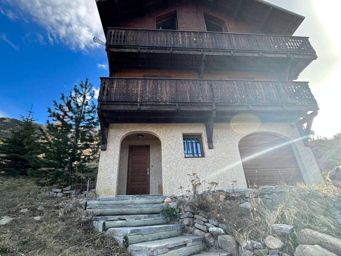 120 M² Chalet ∙ 4 Chambres ∙ 8 Personnes - Vars