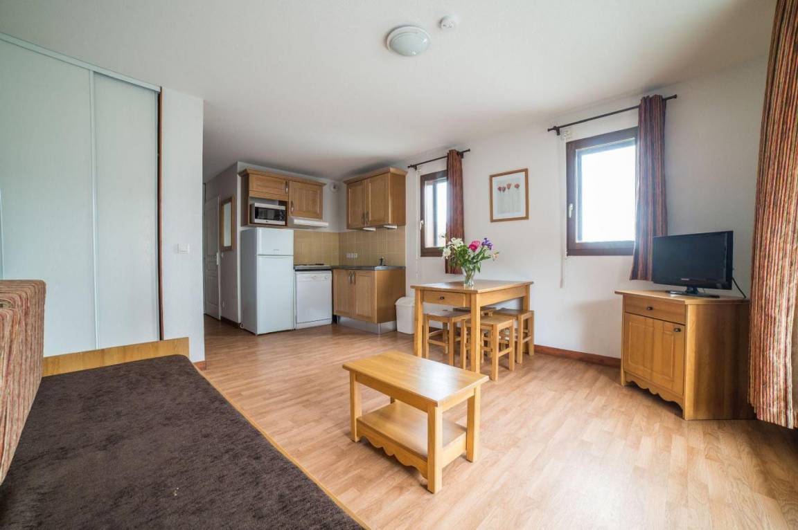 24 M² Studio ∙ 1 Slaapkamer ∙ 2 Gasten - Saint-Jean-de-Maurienne