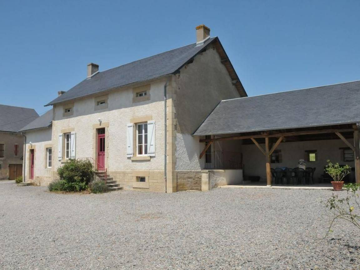 120 M² Cottage ∙ 2 Chambres ∙ 4 Personnes - Nièvre