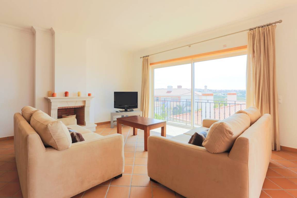 120 M² Apartamento ∙ 2 Quartos ∙ 4 Hóspedes - Caldas da Rainha