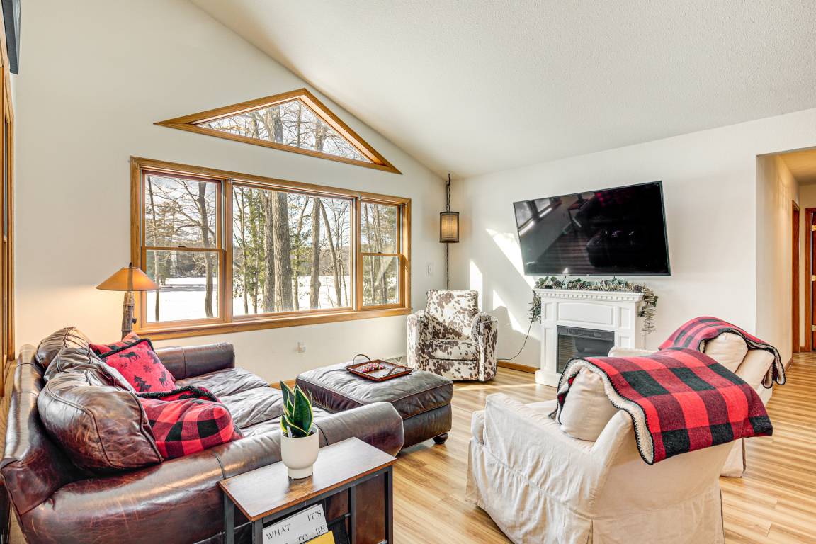 241 M² House ∙ 3 Bedrooms ∙ 8 Guests - Rhinelander, WI