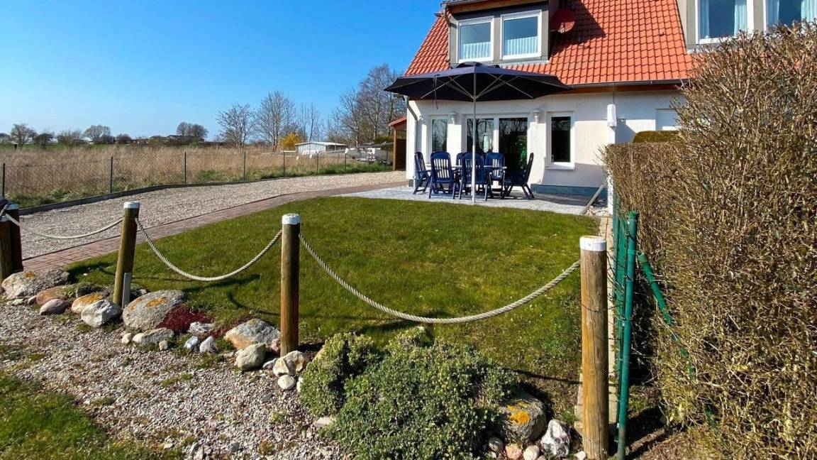 100 M² House ∙ 3 Bedrooms ∙ 6 Guests - Fehmarn