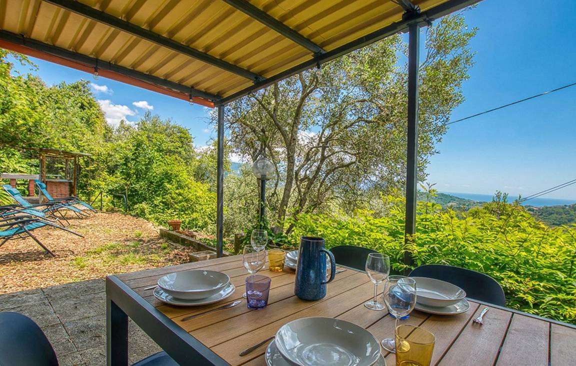 69 M² Talo ∙ 2 Makuuhuonetta ∙ 4 Vierasta - Camogli