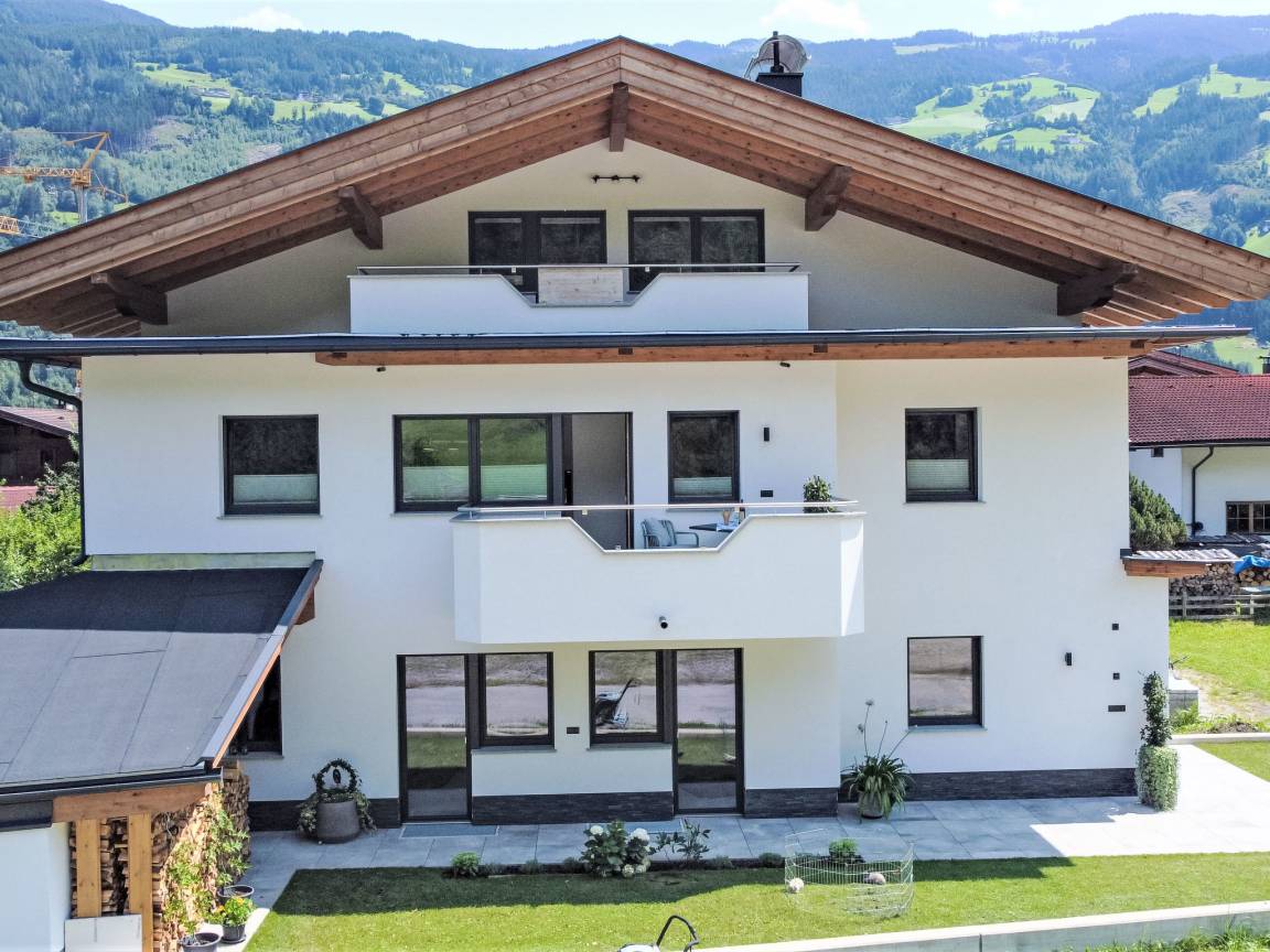 150 M² Appartement ∙ 4 Chambres ∙ 8 Personnes - Kaltenbach